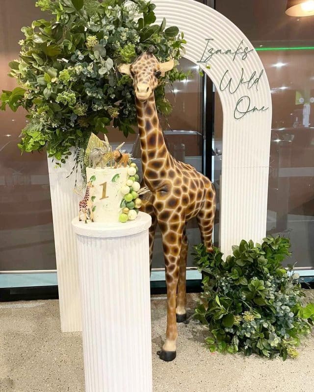 White Half Ripple Arch - Magic Flowers Event Rentals | Event and Party ...